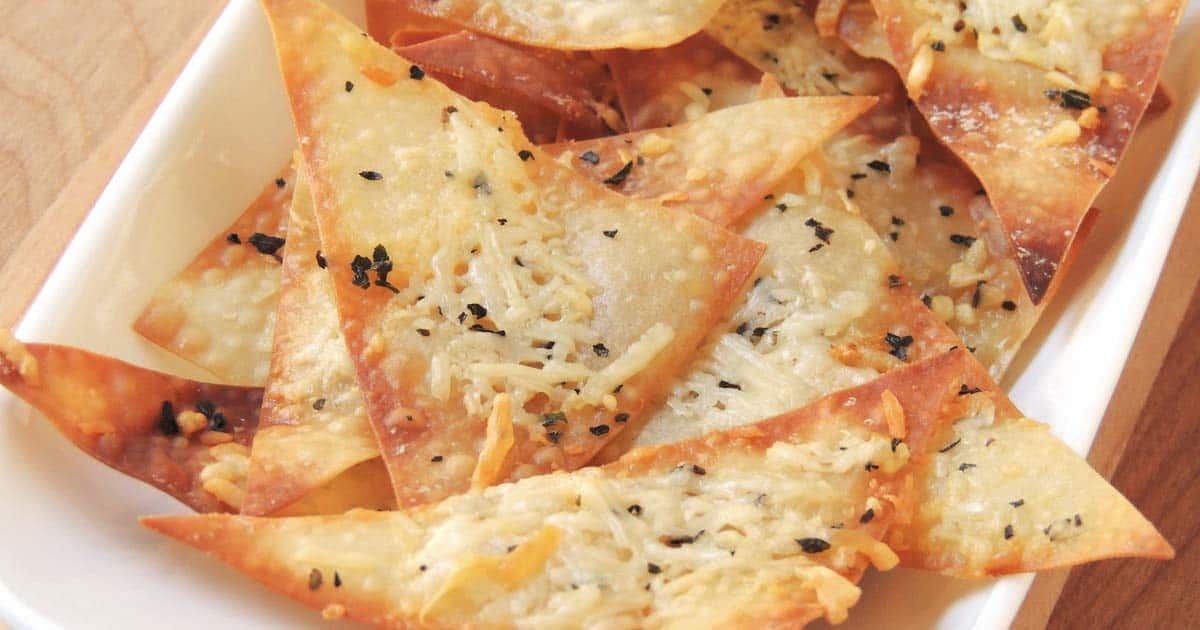Parmesan Wonton Chips Recipe - Mom Makes Joy